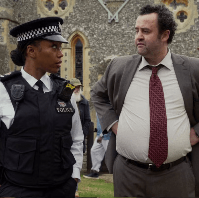 Book vs Movie: The Thursday Murder Club – Luna's Literary Corner